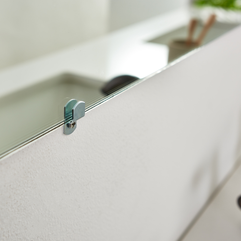 Metal Offset Clips – OOK